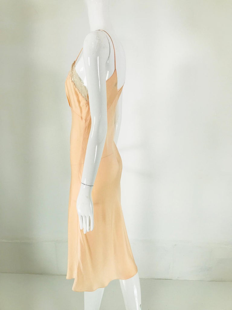 1930s Hand Look Peach Silk Applique Bias Cut Slip 36 For Sale at 1stDibs