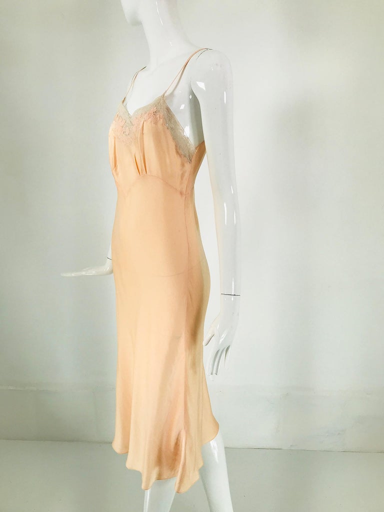 1930s Hand Look Peach Silk Applique Bias Cut Slip 36 For Sale at 1stDibs