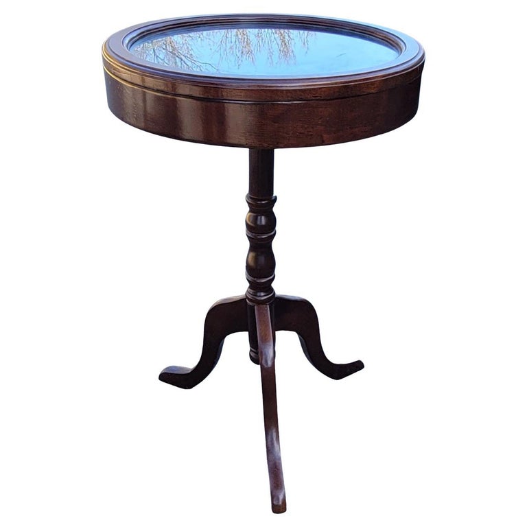 1930s Mahogany Pedestal Felt Lined Lift Top Vitrine Showcase Table For ...