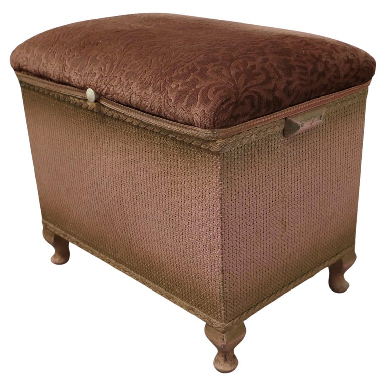 1930s Shell Pink Pressed Loom Art Deco Ottoman Window Seat For Sale at ...