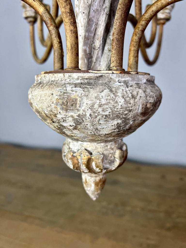 1930s Swedish Carved Wood Painted Chandelier For Sale at 1stDibs