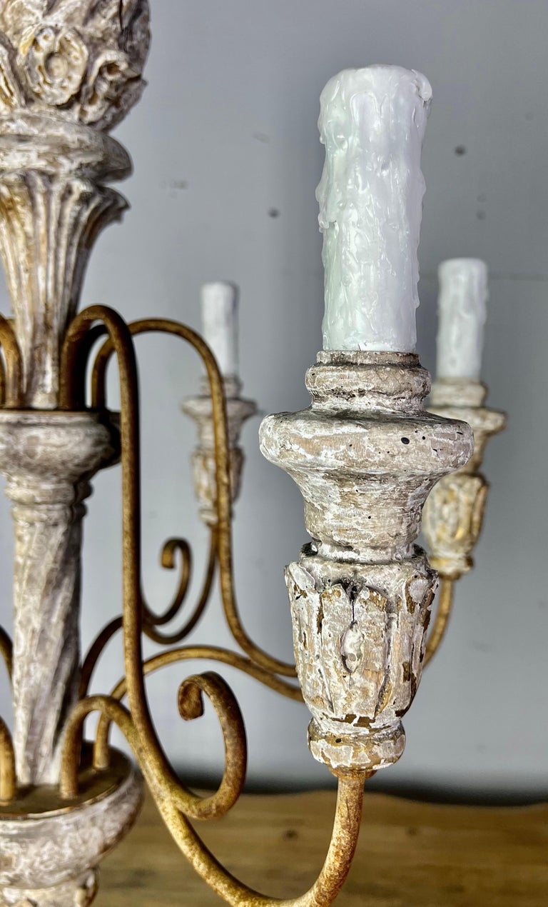 1930s Swedish Carved Wood Painted Chandelier For Sale at 1stDibs