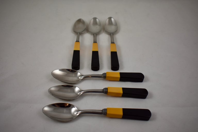 1930s Two-Tone Butterscotch and Black Bakelite Art Deco Flatware ...