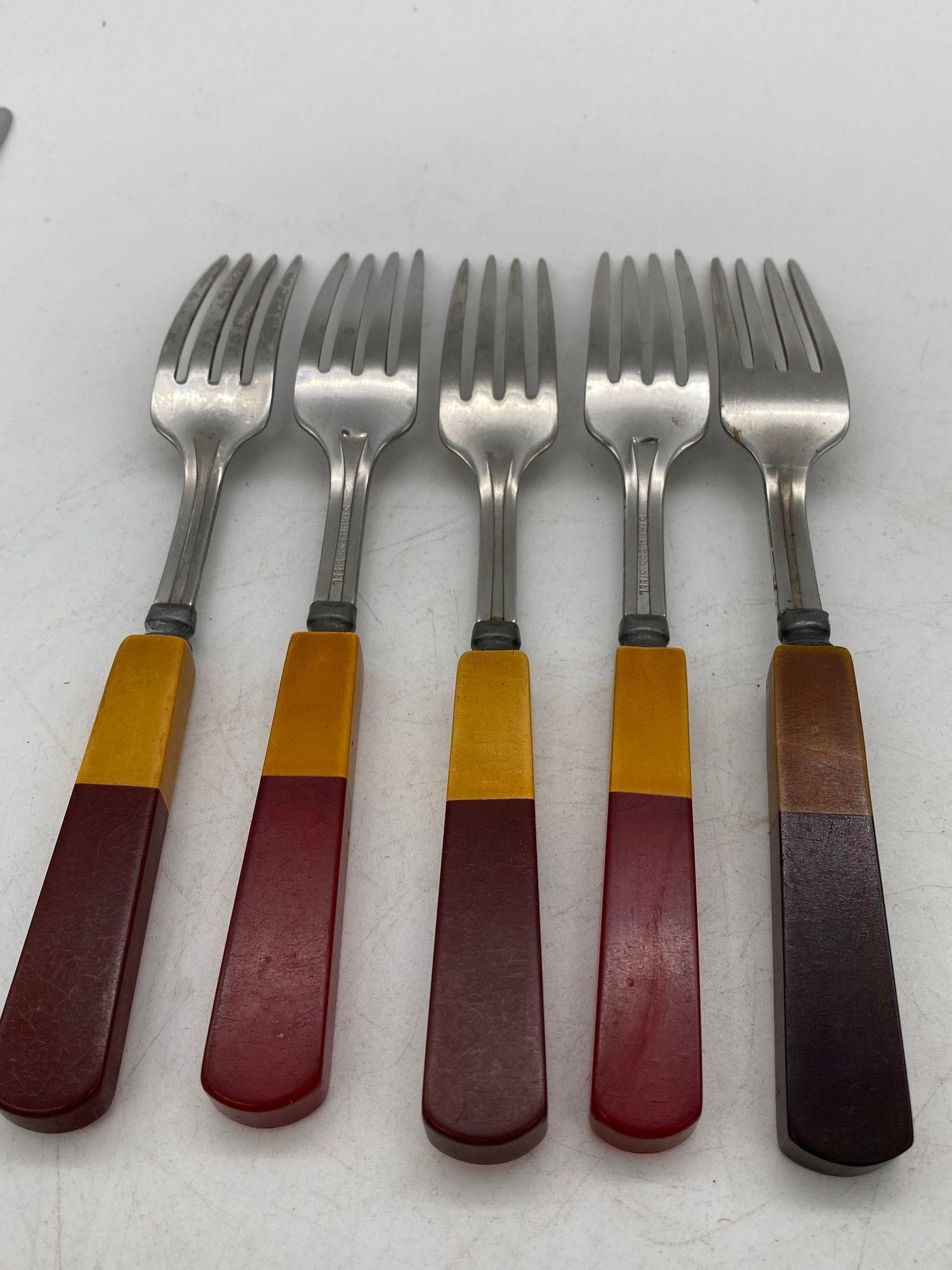 1930s Two Toned Butterscotch and Cherry Red and Green Bakelite Flatware ...