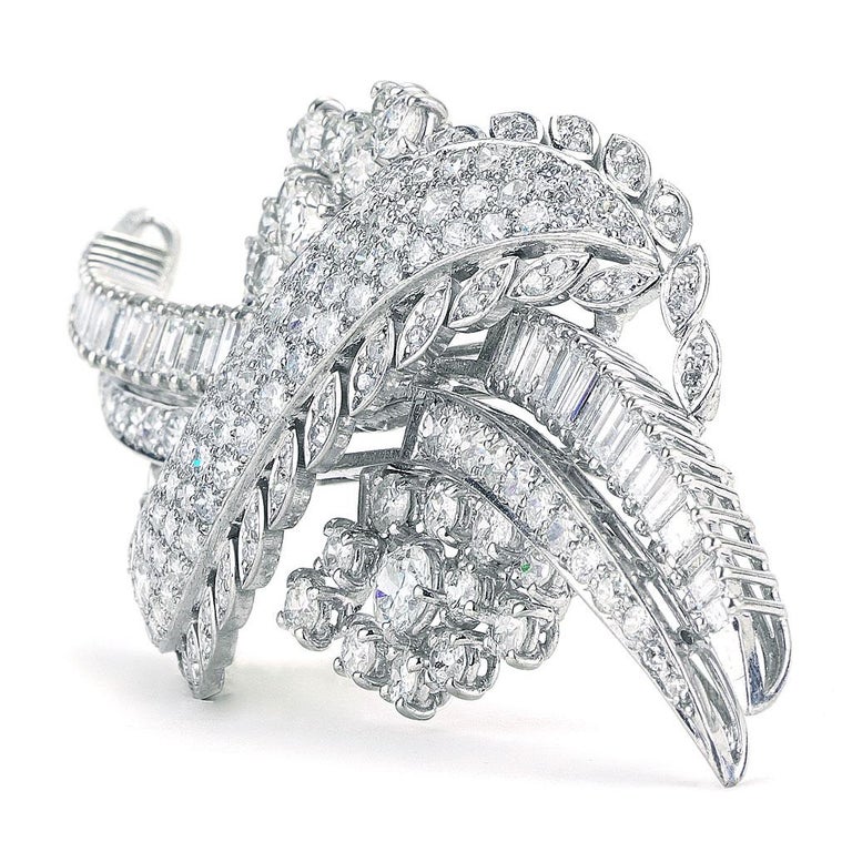 1930s Vintage 18 Karat/14 Karat Diamond Pin 16 Carat For Sale at 1stDibs