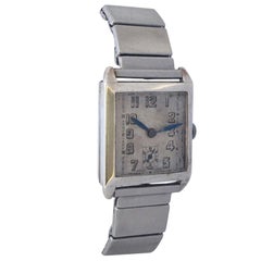 Art Deco 1930s Men's Manual Wristwatch For Sale at 1stDibs