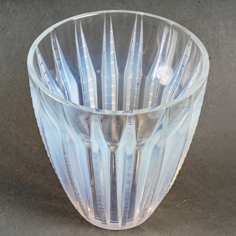 1933 René Lalique, Art Deco Vase Chamonix Opalescent Glass For Sale at ...