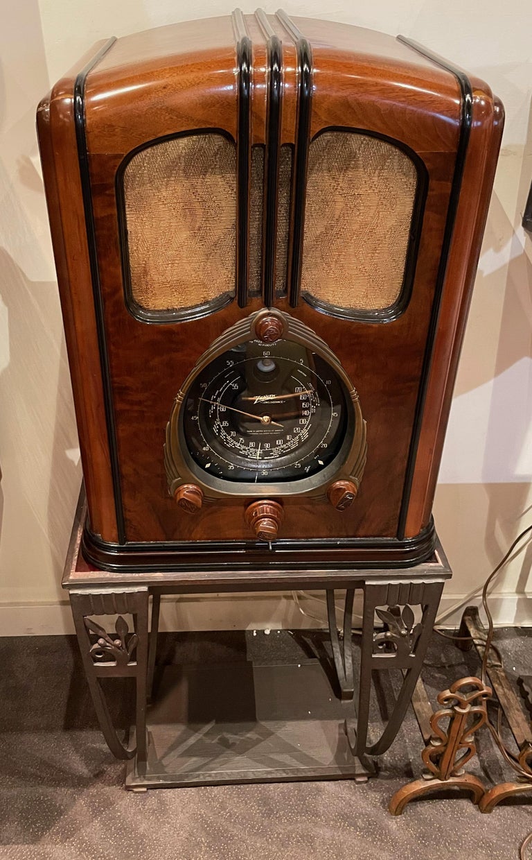 1938 Zenith "WALTON" 12-S-232 Shutter Dial Tombstone Art Deco Radio at ...