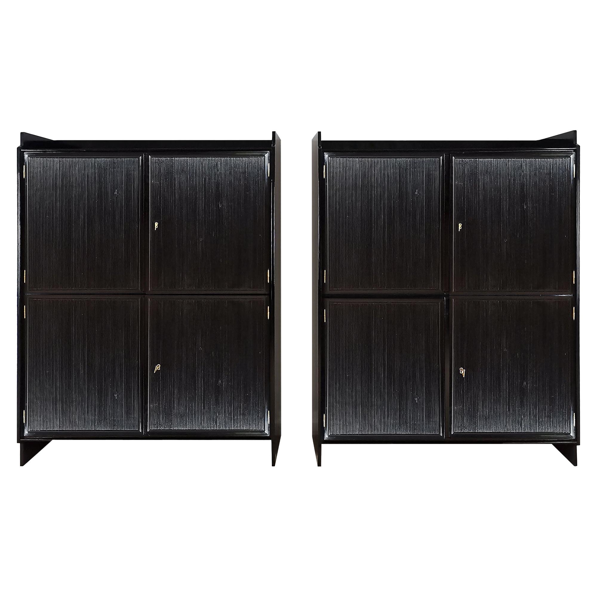 Fine Italian Carved Walnut Cocktail Cabinet For Sale at 1stDibs