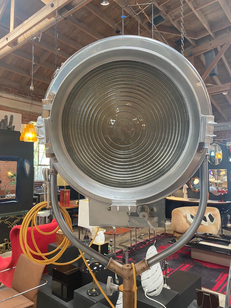 1940's 410 2K Mole Richardson Vintage Hollywood Movie Light For Sale at ...