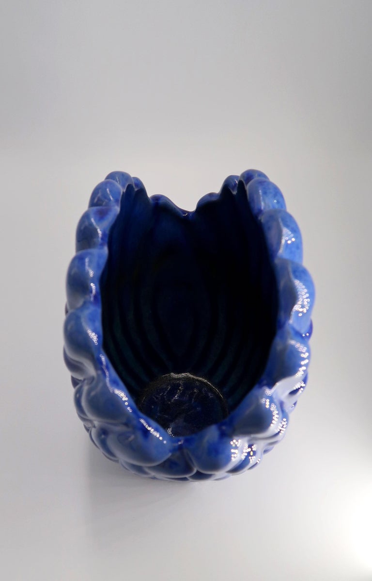 1940s Art Deco Cobalt Blue Shell Shaped Vase, Vicke Lindstrand, Sweden ...