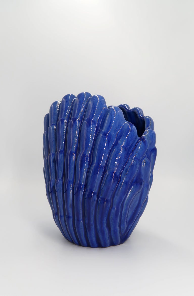 1940s Art Deco Cobalt Blue Shell Shaped Vase, Vicke Lindstrand, Sweden ...