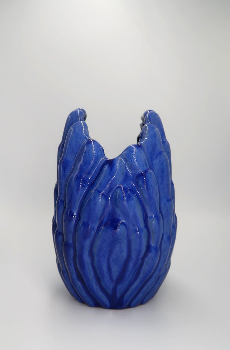 1940s Art Deco Cobalt Blue Shell Shaped Vase, Vicke Lindstrand, Sweden ...