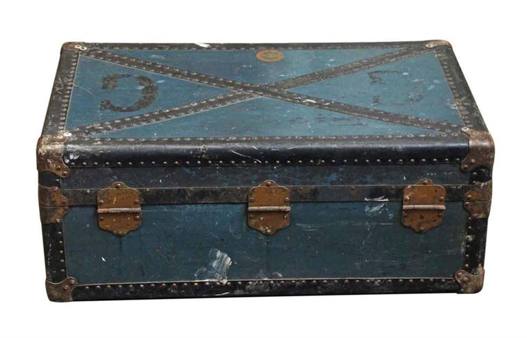 1940s European Blue Vintage Trunk For Sale at 1stDibs | 1940s trunk