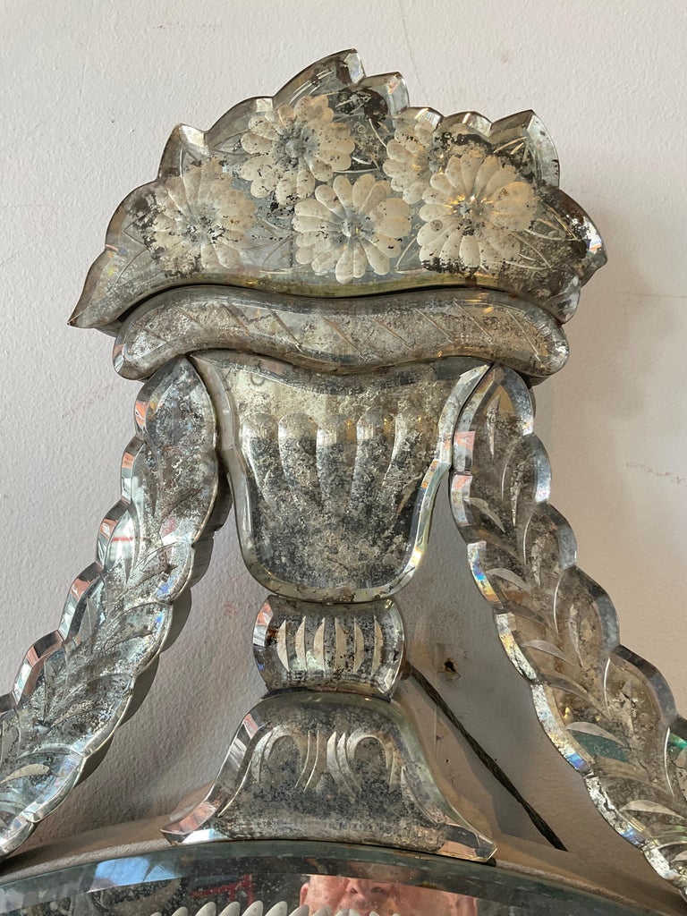 1940s Oval Venetian Mirror For Sale at 1stDibs