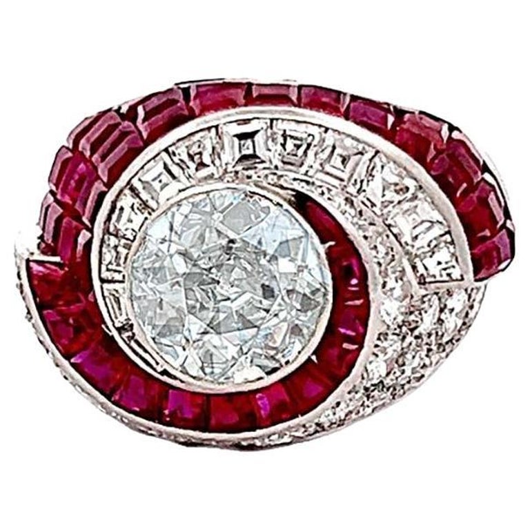 1940's Ruby and Diamond Cocktail Ring For Sale at 1stDibs