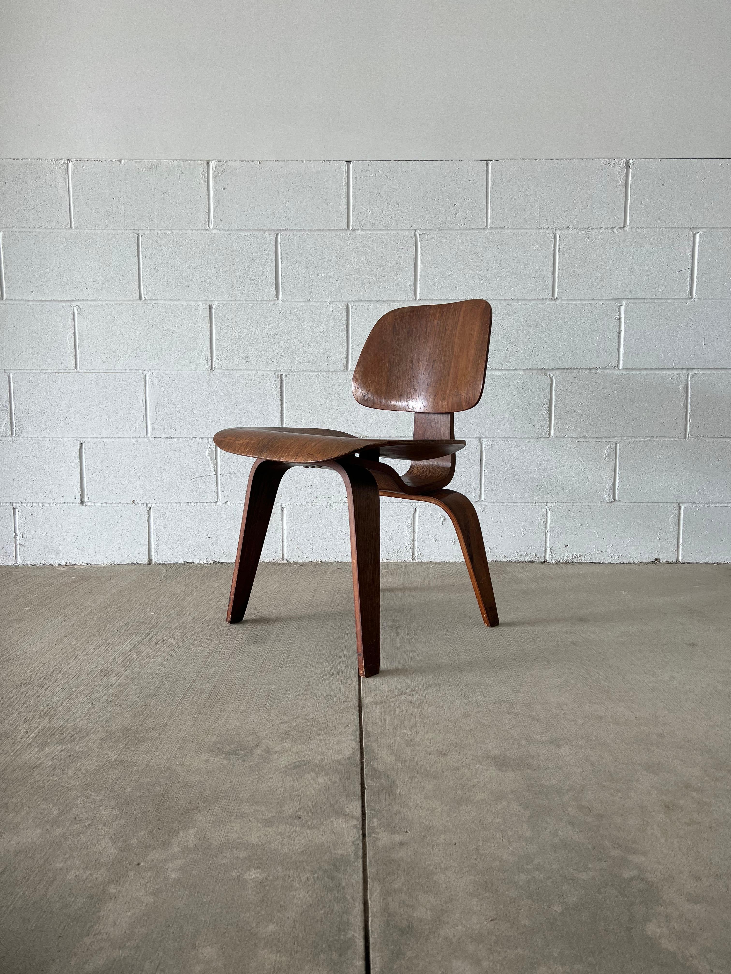1940s Vintage Evans Herman Miller Eames Rosewood Dcw 5-2-5 Chair For ...