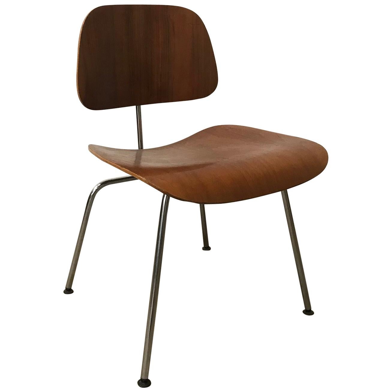 1946, Ray and Charles Eames for Herman Miller, Dcm Chair in Wooden ...