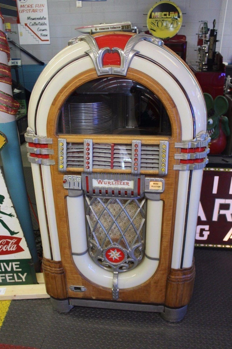 1946 Wurlitzer model 1015 Jukebox Bubbler Plays 78s For Sale at 1stDibs