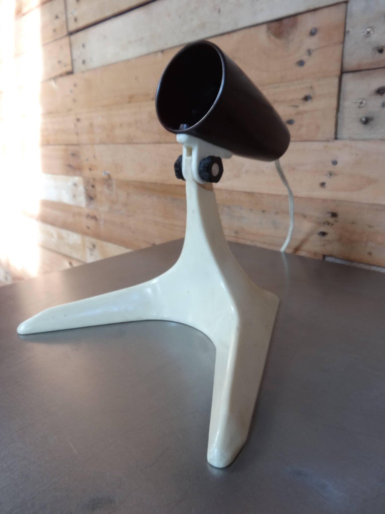 1950 Retro Vintage Sputnik Plastic Table or Desk Light For Sale at 1stDibs