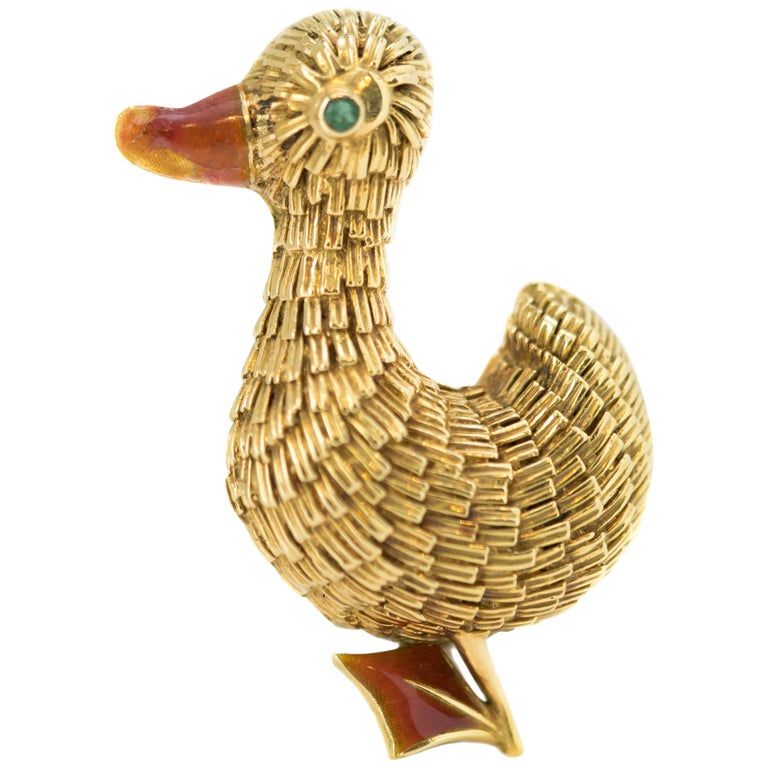 1950s 18 Karat Yellow and Enamel Gold Duck Brooch For Sale at 1stDibs