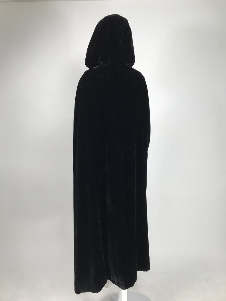 1950s Black Velvet Hooded Maxi Cape For Sale at 1stDibs