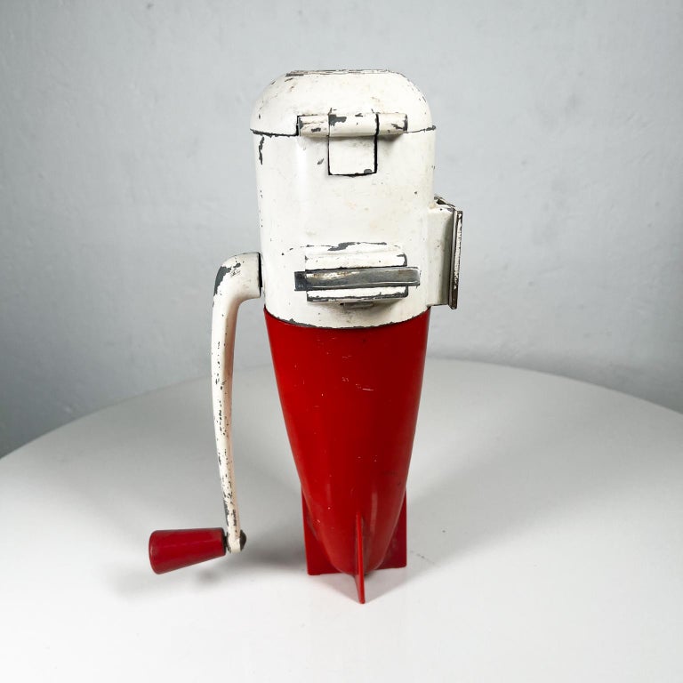 1950s Dasey Corp Triple Rocket Ice Crusher Red and White For Sale at ...