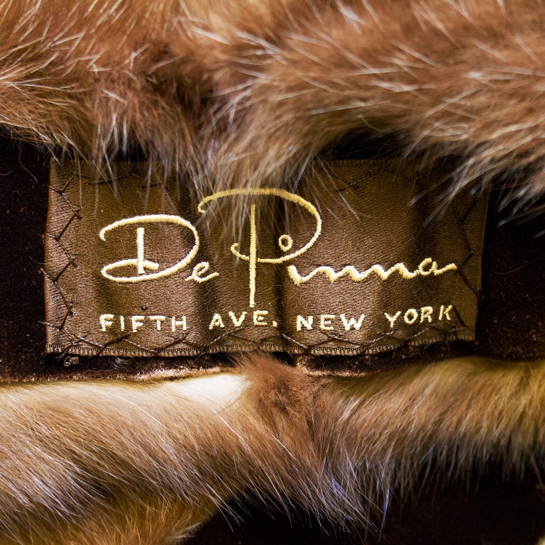 1950's De Pinna Golden Sable Fur Stole With Velvet Bow For Sale at 1stDibs