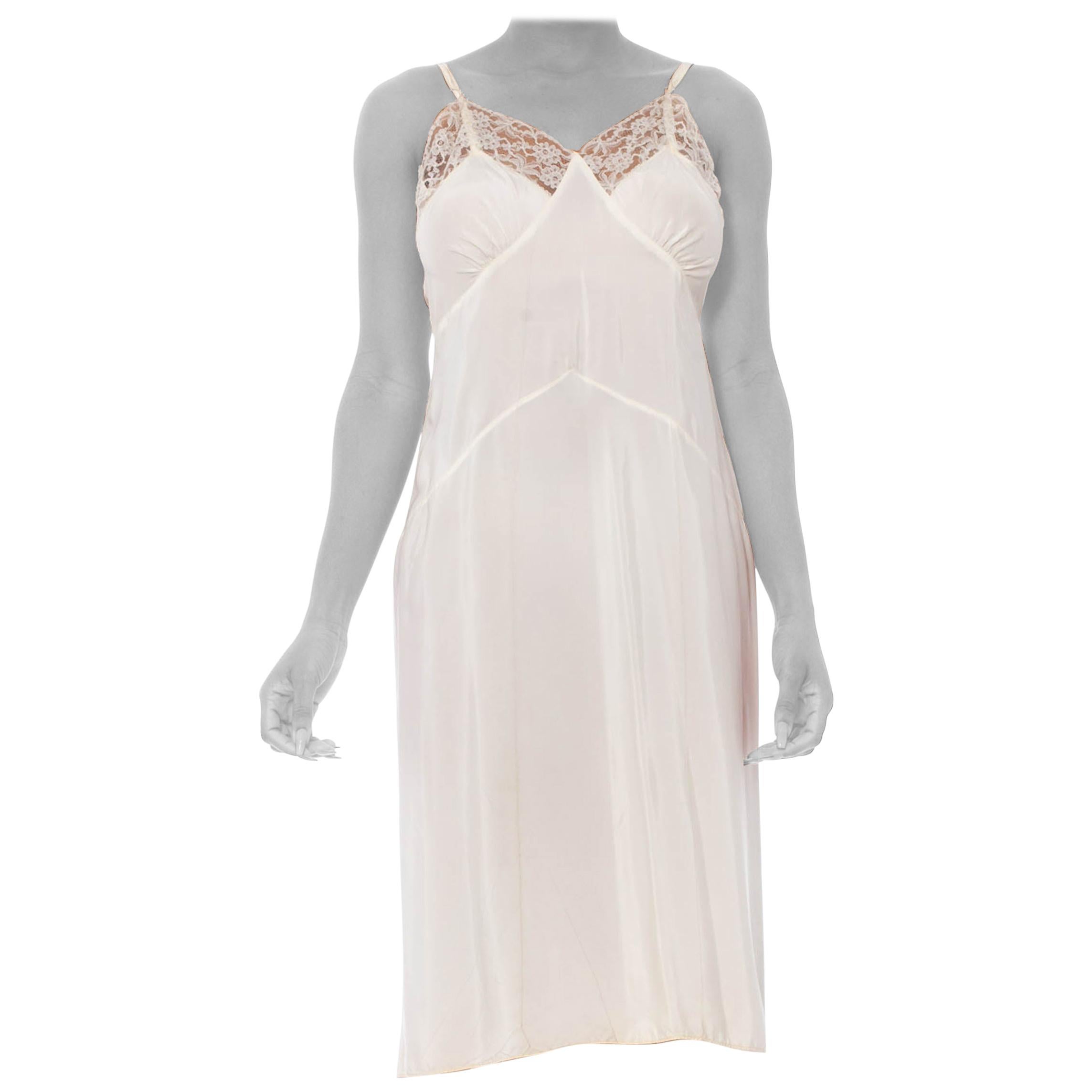 1970S White Embroidered Cotton Blend Eyelet Lace Negligee and Duster ...