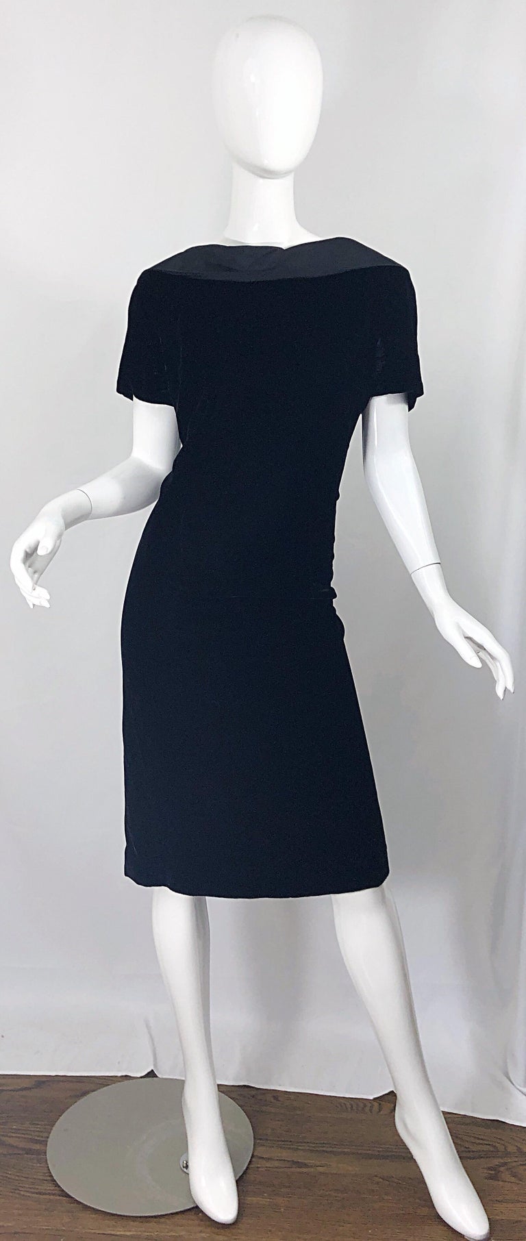 1950s Edith Flagg Large Size Black Silk Velvet Vintage 50s Wiggle Dress ...