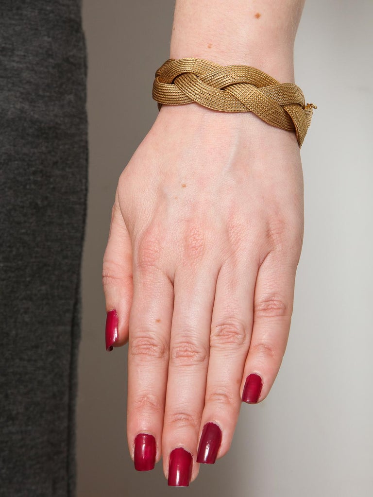 1950s Flexible Intertwined Twisted Mesh Braided Gold Bracelet at 1stDibs