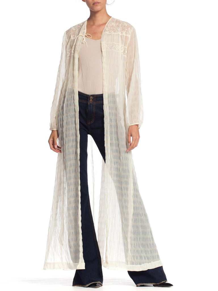 1950S White Sheer Nylon Plissé Duster Robe With Lace Trim at 1stDibs