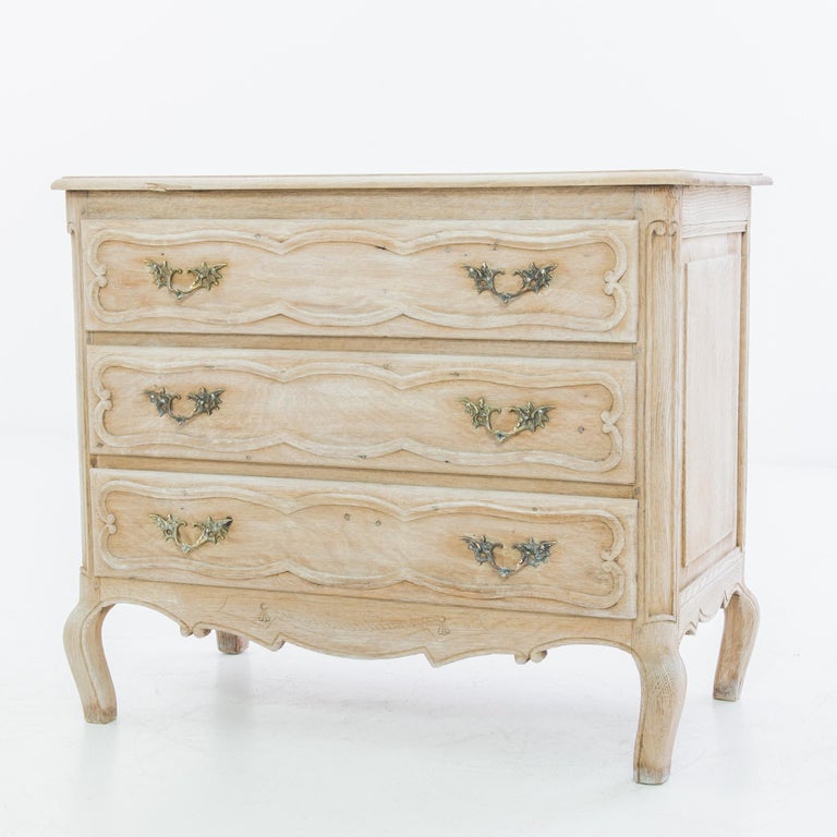 1950s French Bleached Oak Drawer Chest For Sale at 1stDibs