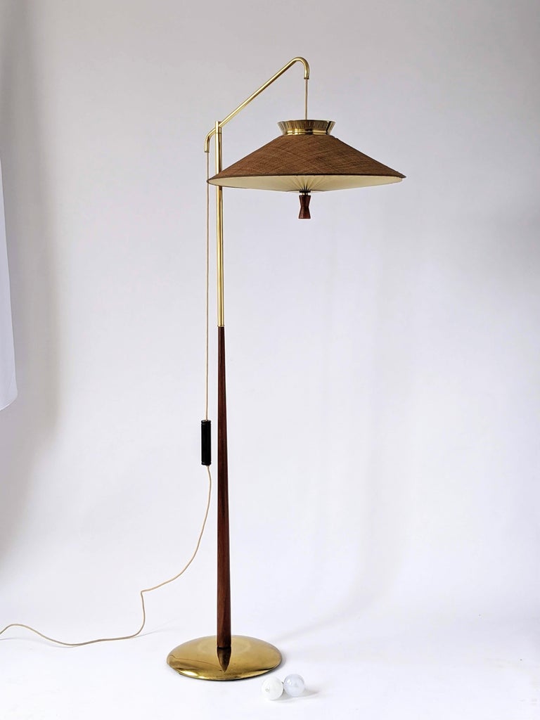 1950s Gerald Thurston Counterweight Brass and Walnut Floor Lamp, USA at ...