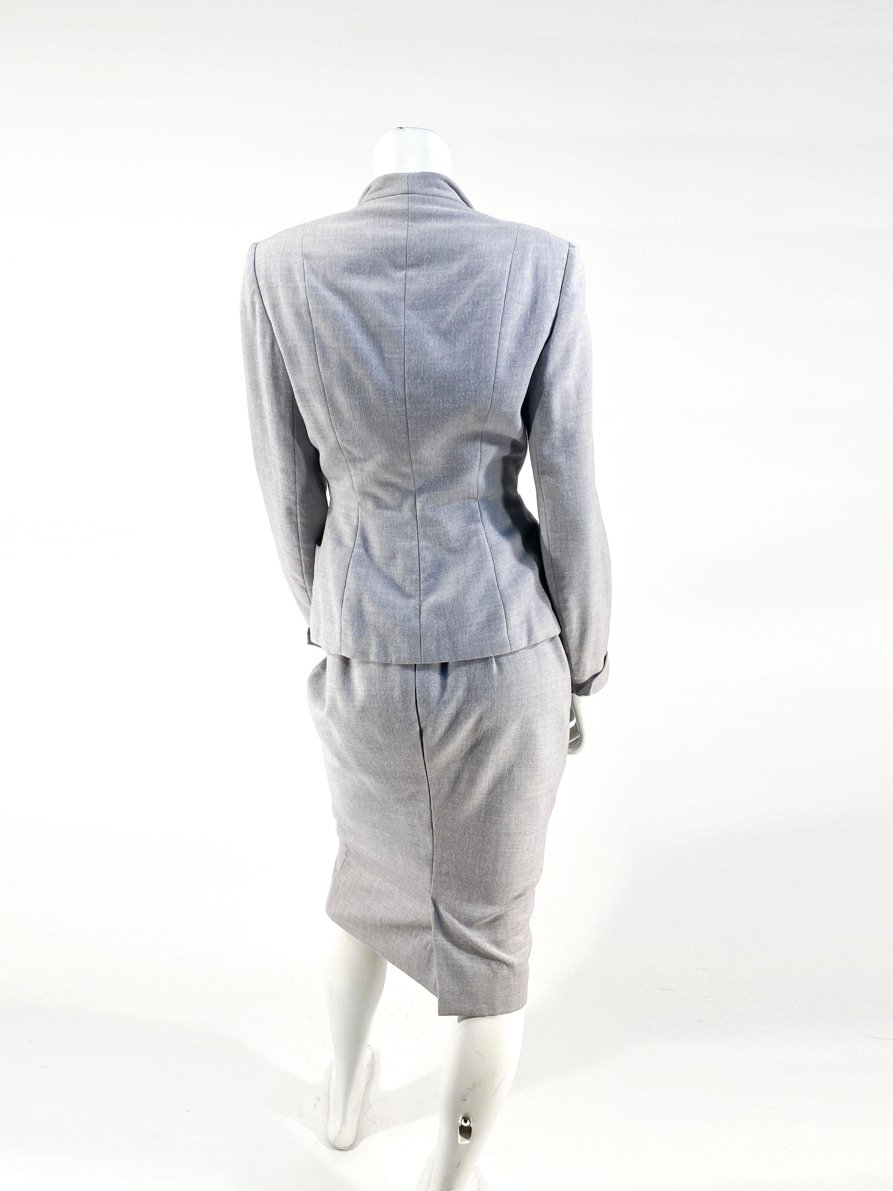 1950s Heather Grey Wool Suit at 1stDibs | heather grey suit, heather ...