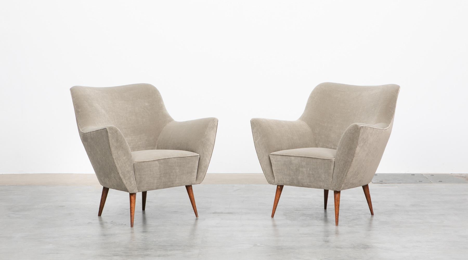 1950s light textil Lounge Chairs by Guglielmo Veronesi, New Upholstery ...