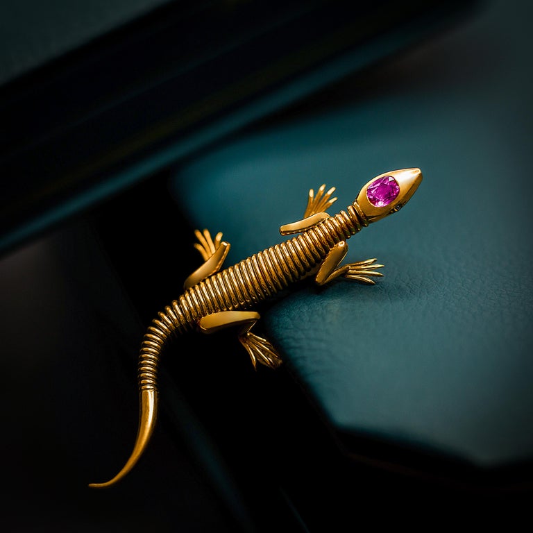 1950s Lizard Diamond Yellow Gold 18 Karat Brooch Clip For Sale at 1stDibs