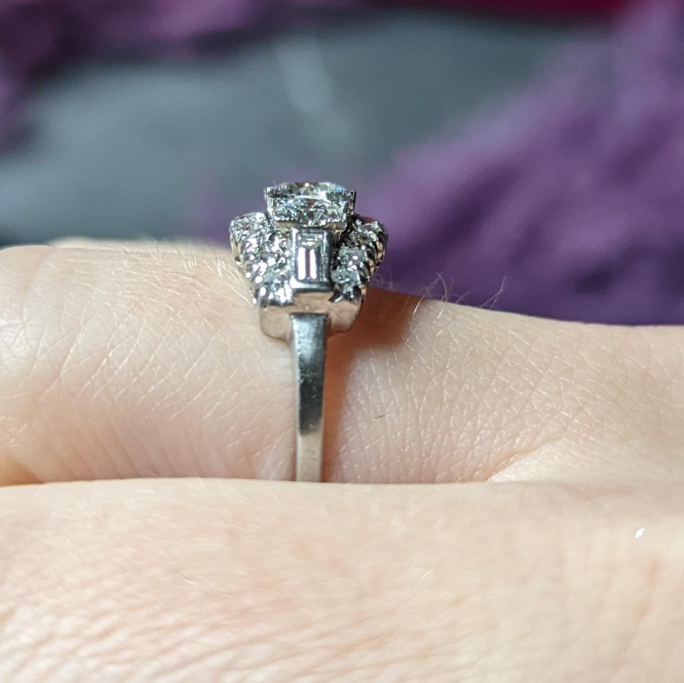1950's Mid-Century 1.85 Carats Diamond Platinum Vintage Fishtail Band ...