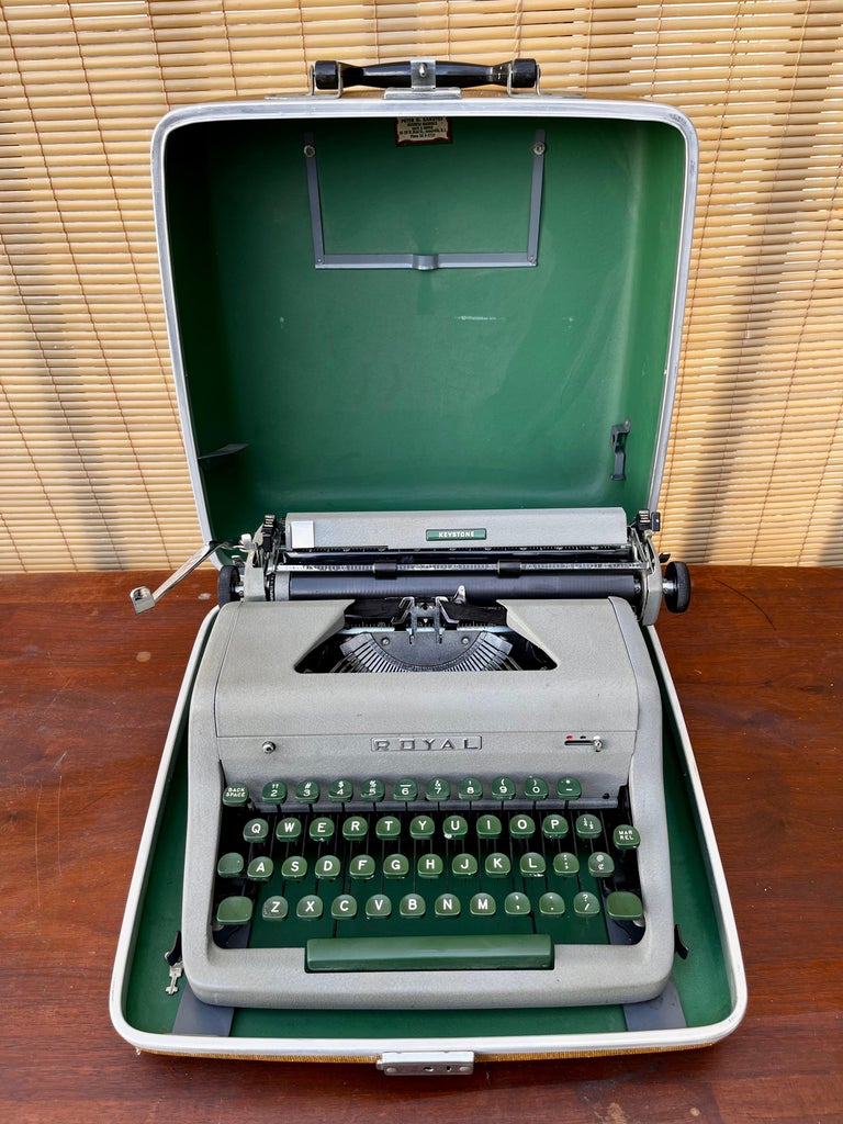 1950s Mid-Century Modern Royal Keystone Portable Typewriter with Case ...