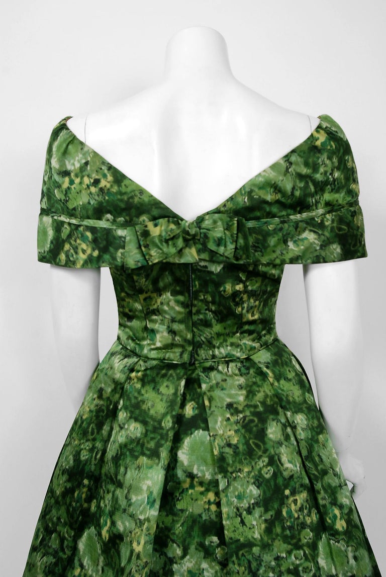 Vintage 1950's Peggy Hunt Green Floral Silk Portrait-Collar Pleated ...