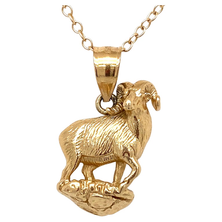 1950s Ram Animal Pendant in 14 Karat Yellow Gold For Sale at 1stDibs