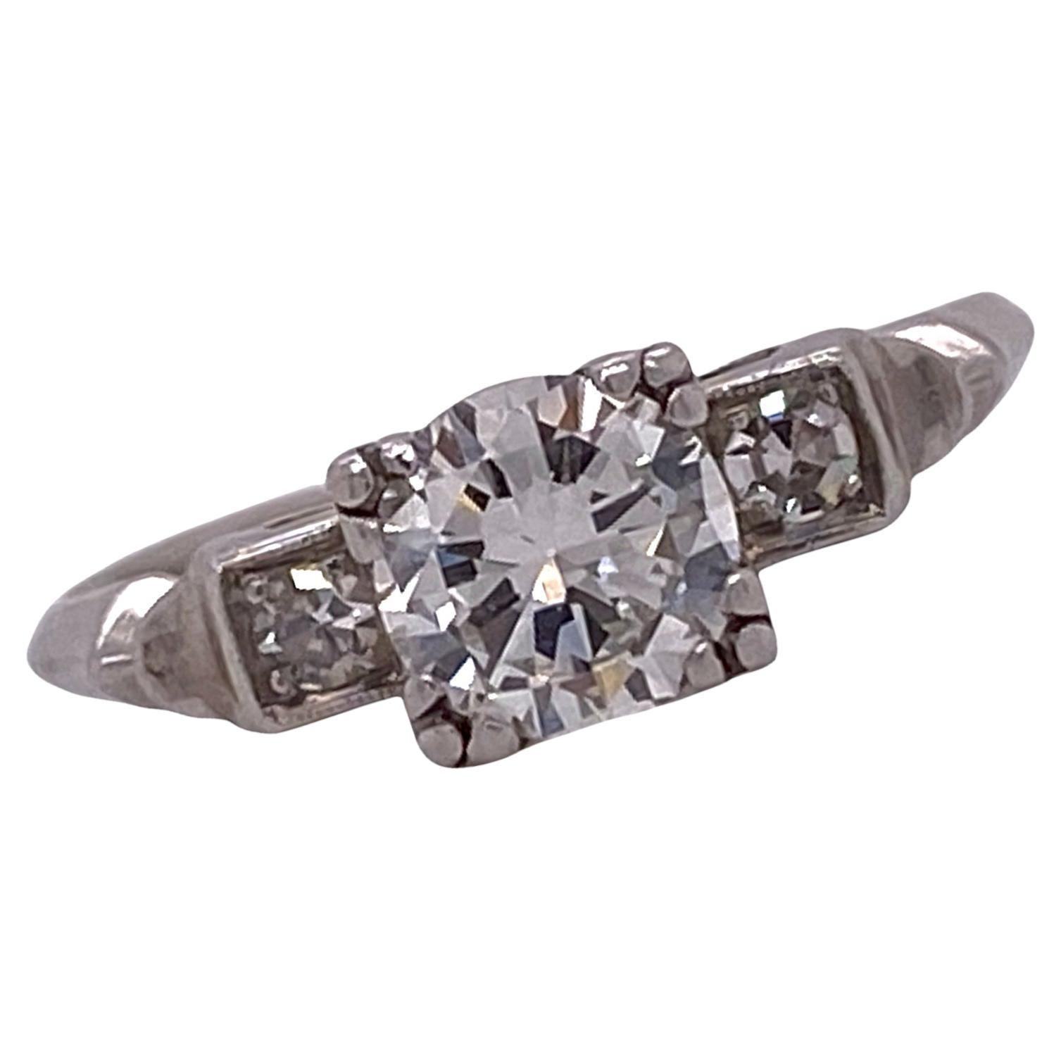 Cartier Platinum Engagement Ring with .91 Carat Round Brilliant Centre ...