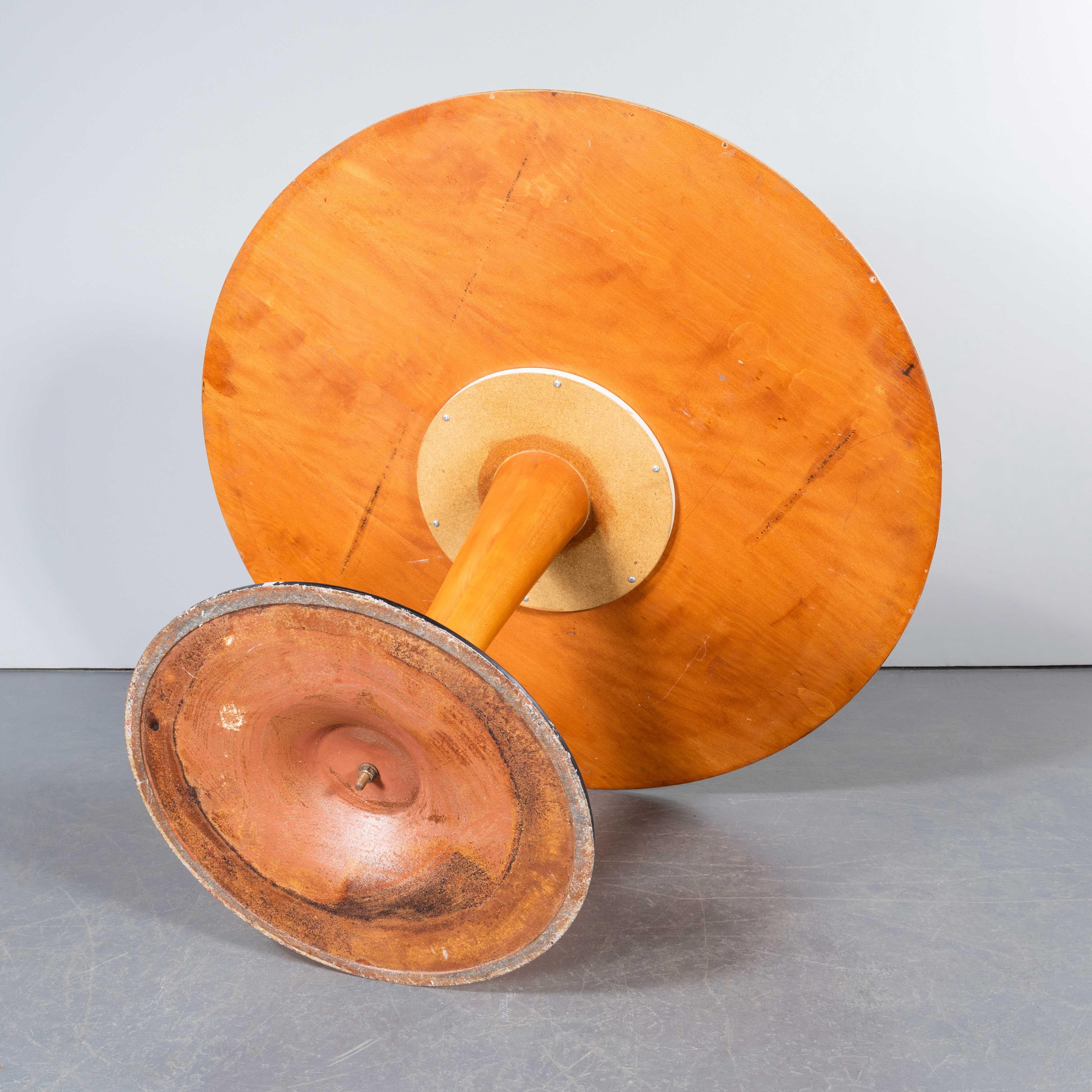 1950's Round Mid Century Dining Table 110cm Diameter For Sale at 1stDibs