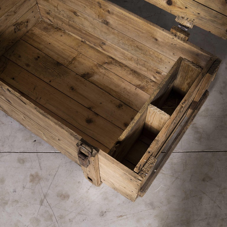 1950's Russian Military Storage Crate 'Model 255.2' For Sale at 1stDibs