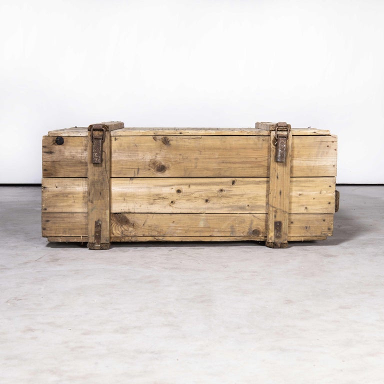 1950's Russian Military Storage Crate 'Model 255.2' For Sale at 1stDibs