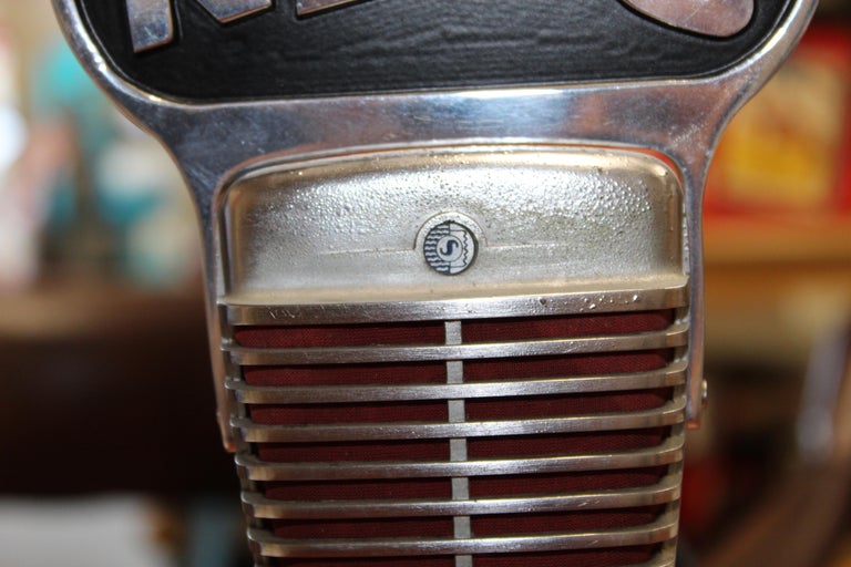 1950s Shure Model 51 Dynamic Microphone with News Topper For Sale at ...