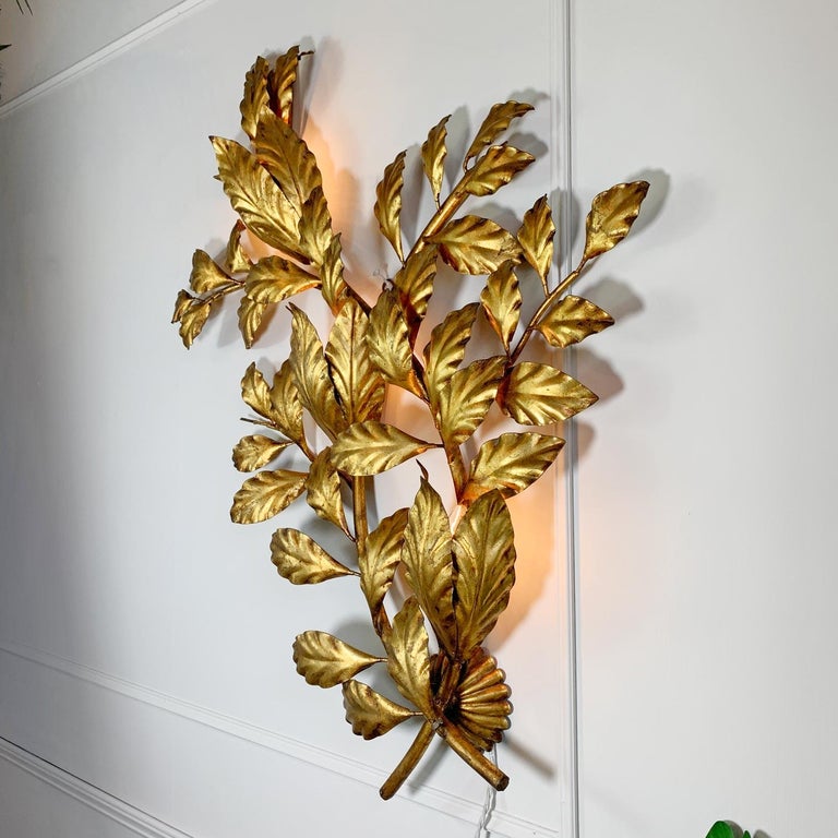 1950's Statement Italian Gilt Leaf Wall Sconce For Sale at 1stDibs