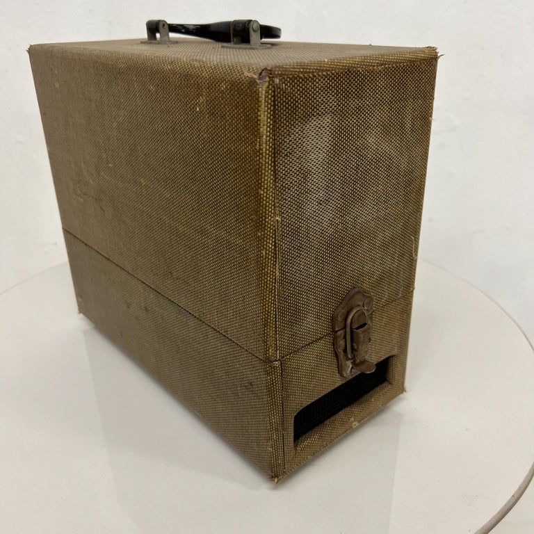 1950s Vintage Argus 200 Slide Projector with Case For Sale at 1stDibs ...