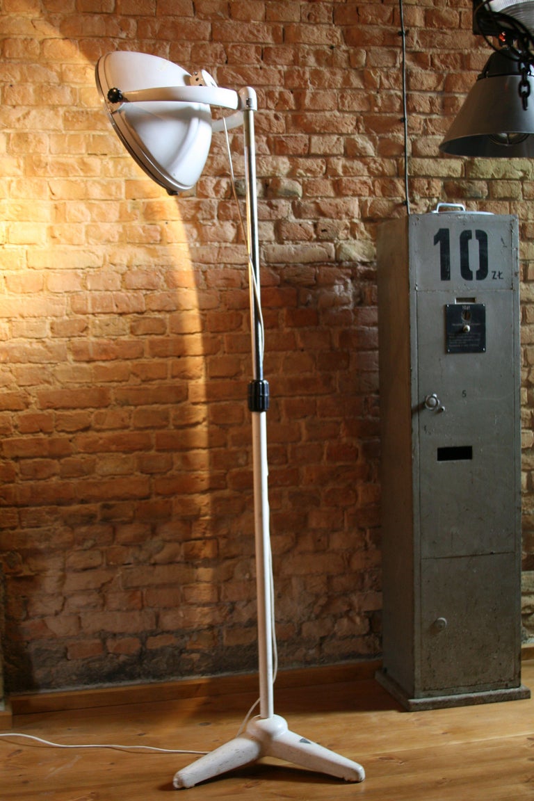 1950s Vintage Medical Operating Lamp Famed 1 For Sale at 1stDibs ...