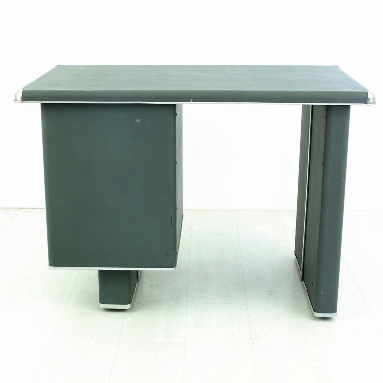1950s Vintage Metal Desk For Sale at 1stDibs